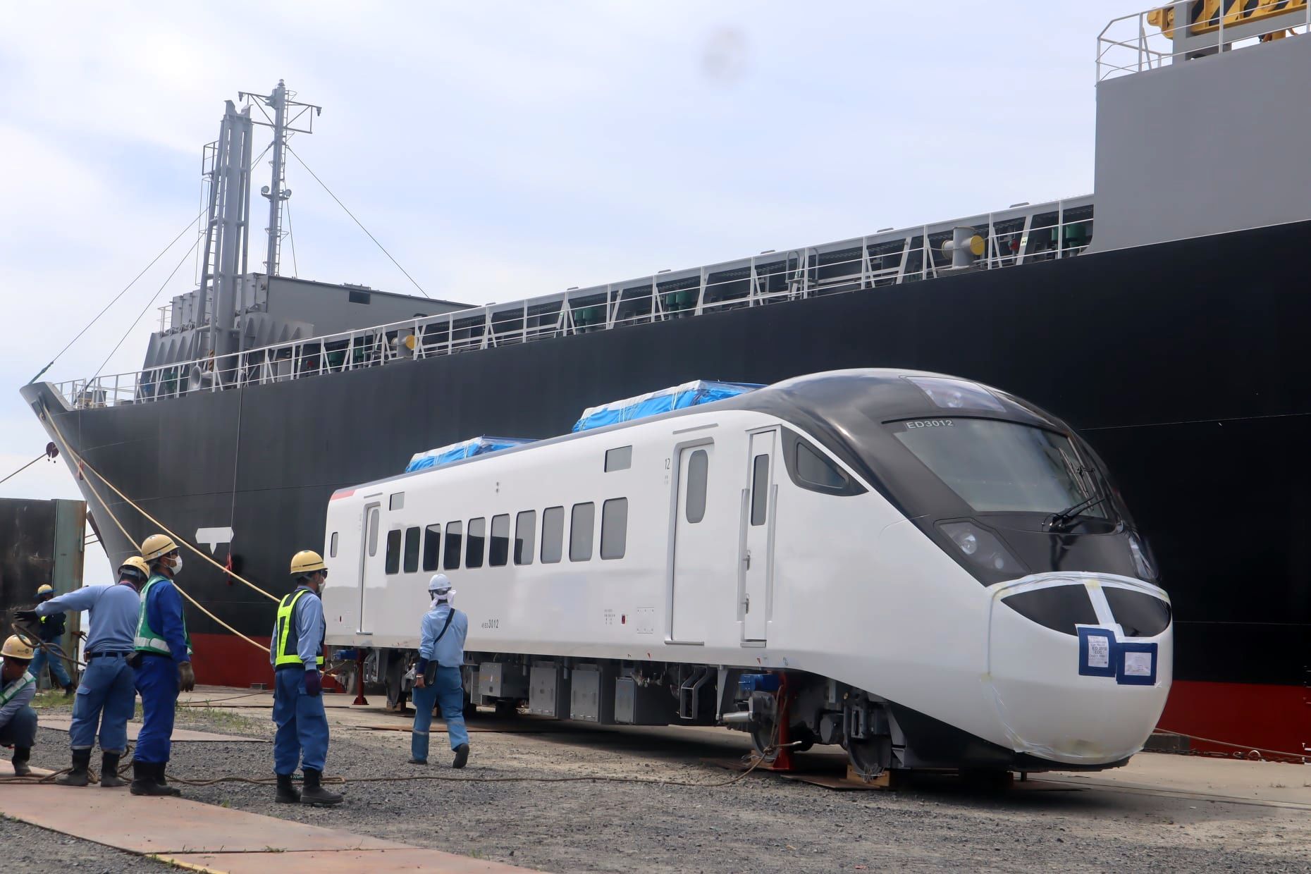 台鐵全新EMU3000列車運抵台灣，最快年底投入東部幹線營運 – KidsMedia